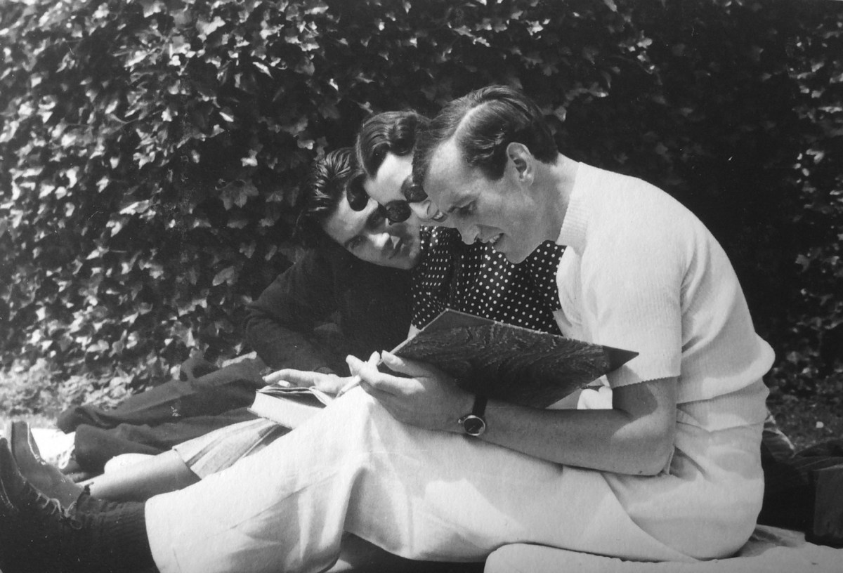 Interview with Emily Russell, editor of ‘A Constant Heart: The War ...